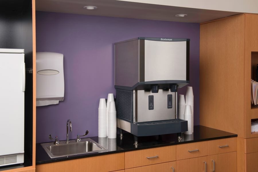 Hands-Free Ice Dispensers Help Keep Ice Sanitary - Easy Ice