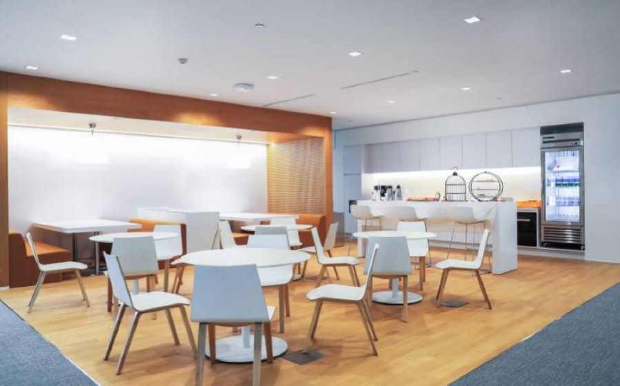 Easy Ice - All-Inclusive Commercial Ice Machine Subscriptions